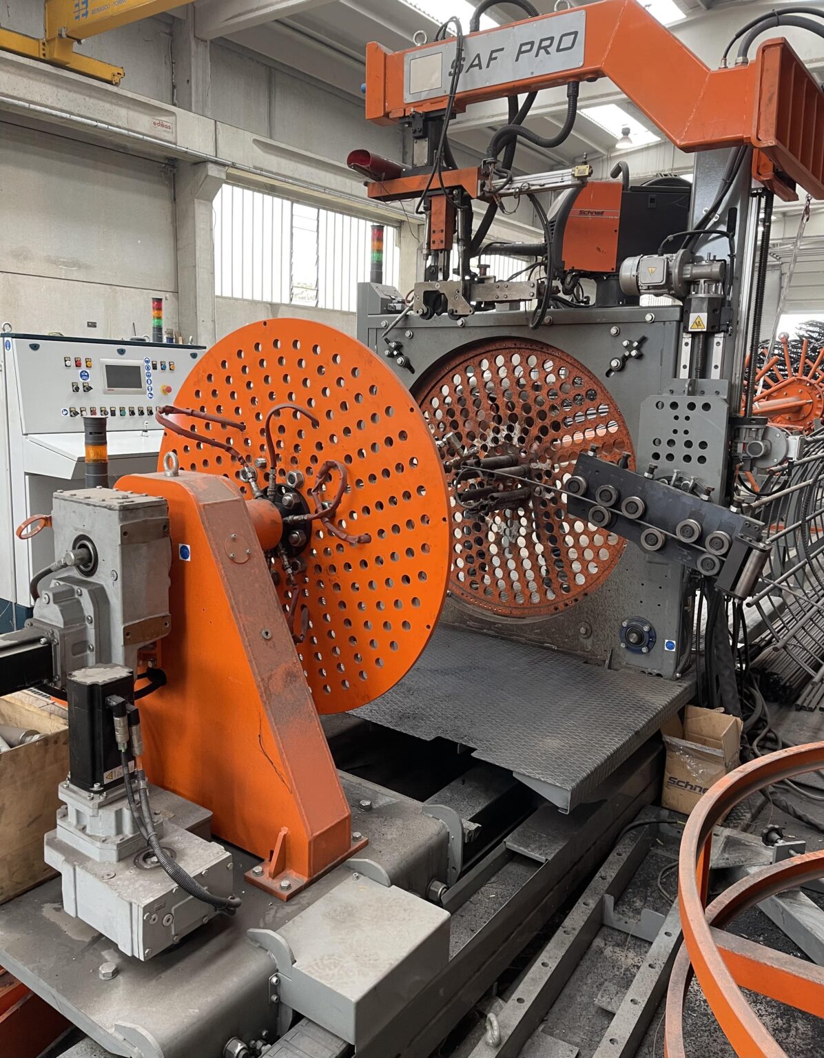 Enhance Production with the Cage Assembly Machine CM PRO 1100.2 - Industrial Solutions